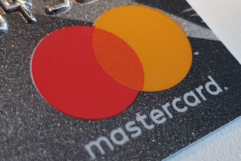 Mastercard pursues fraud with generative AI - TechKeedas